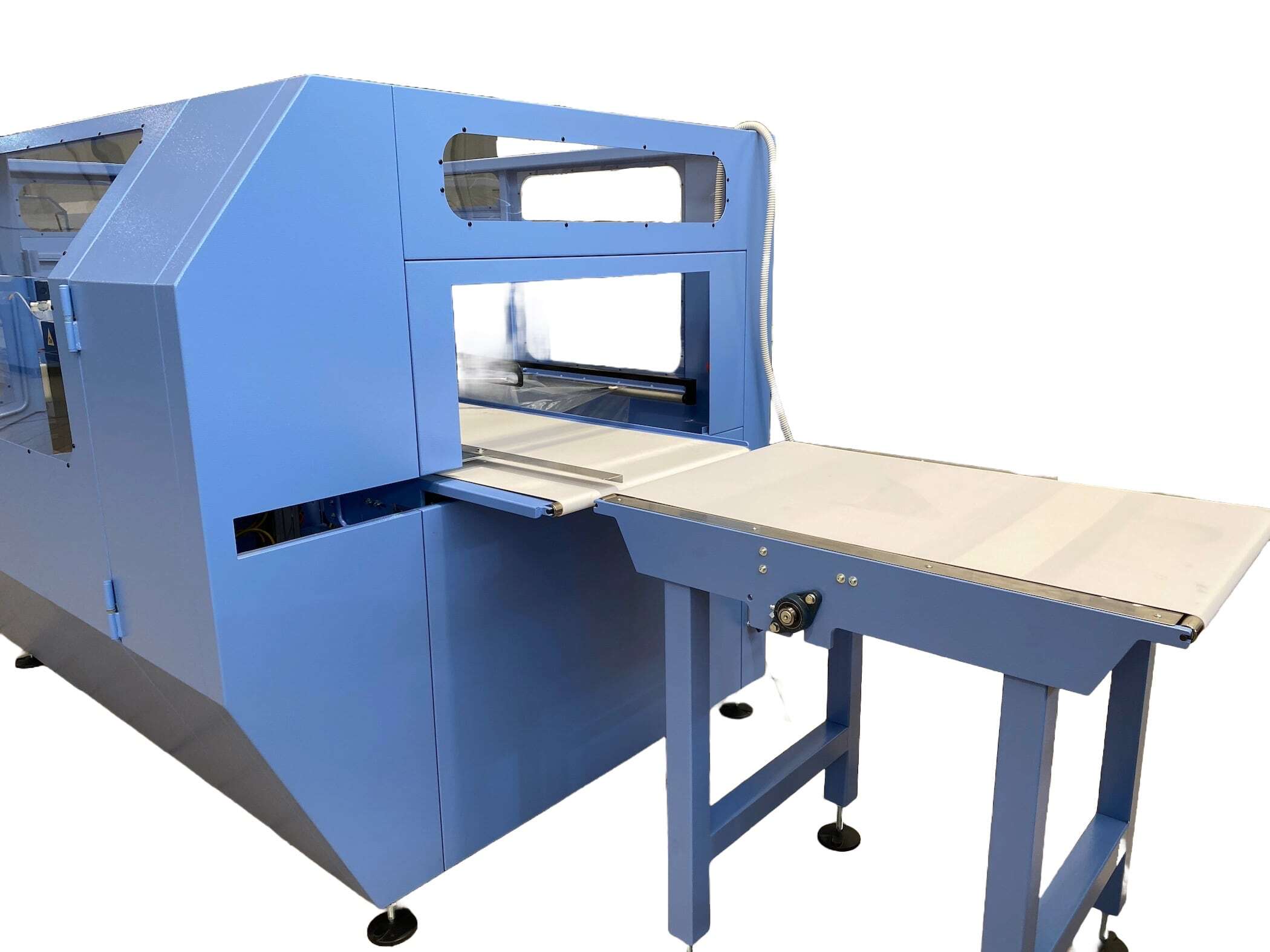 Automatic shrink wrapping machines with continuous side sealer